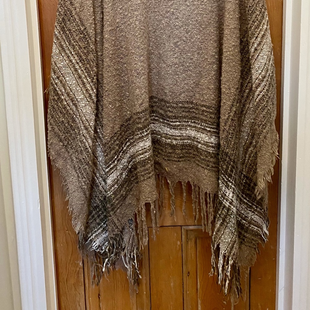 New Amazingly Soft Pashmina With Fringe - Gem